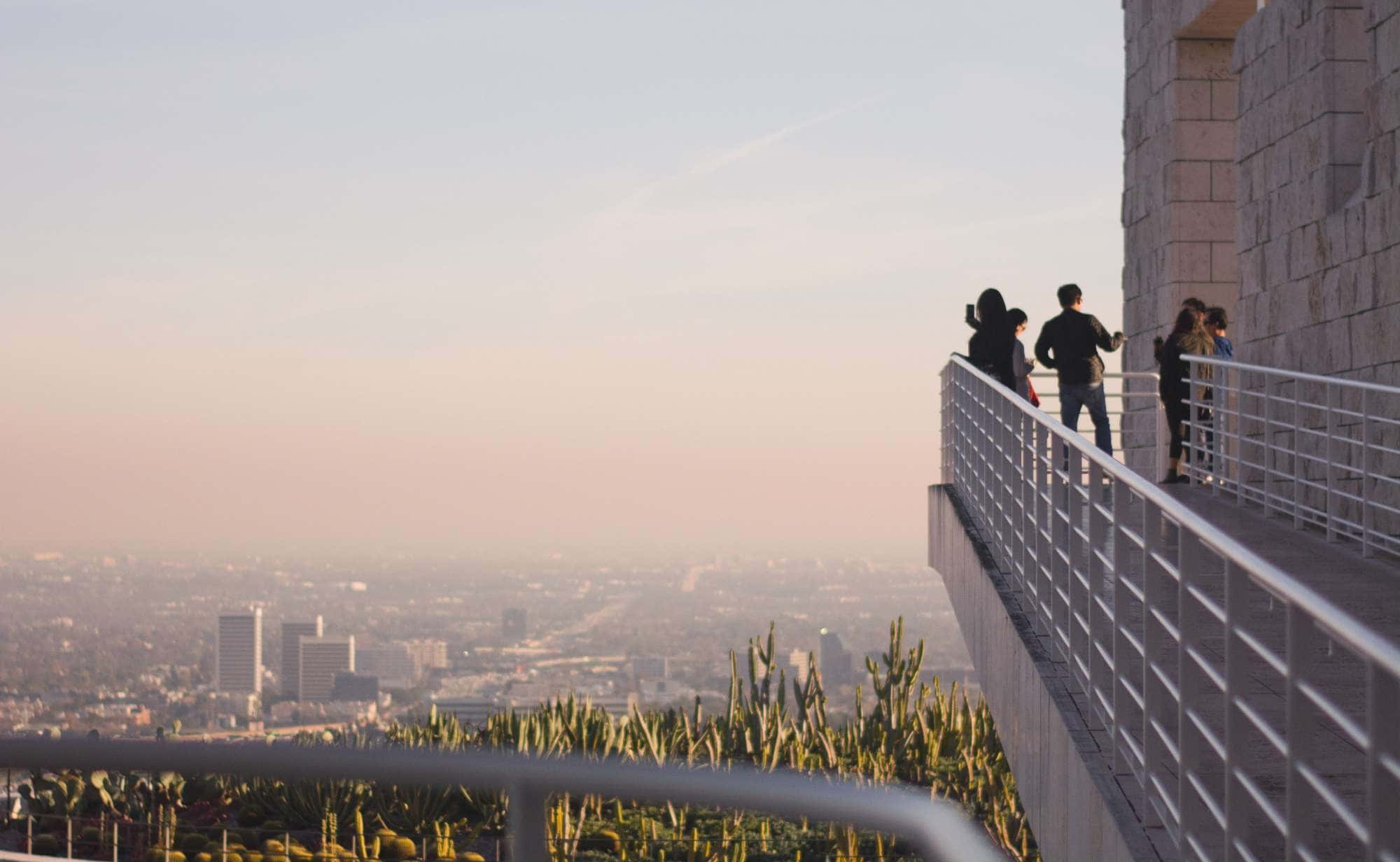 Collective Living Challenge In modern design – Arch Compass